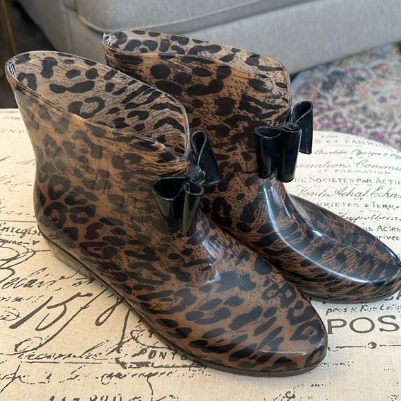 Dizzy | Shoes | Leopard Print Rubber Festival Rain Boots With Black ...